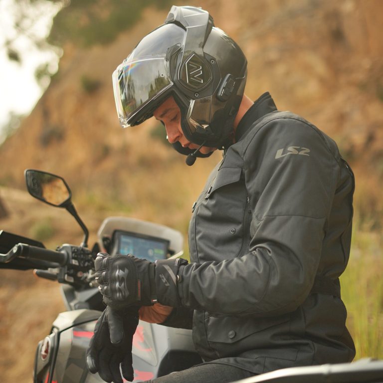 Top 10 Motorcycle Helmet Brands in 2025 - BDLA Motorbikes